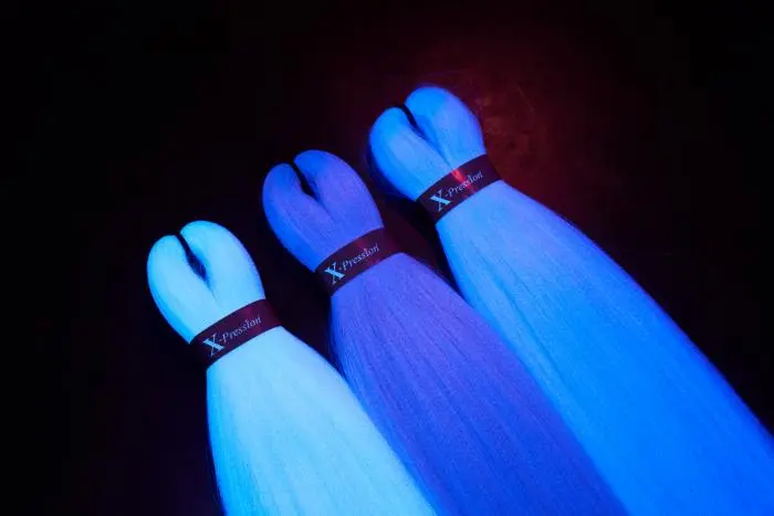 Win 4 packs of X-Pression Pre-Stretched Ultraviolet braiding hair ...